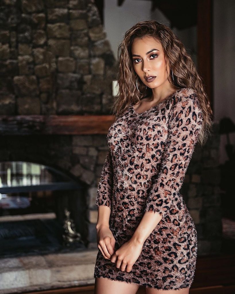 Elena Correa presume su belleza natural y habla de la importancia de ...